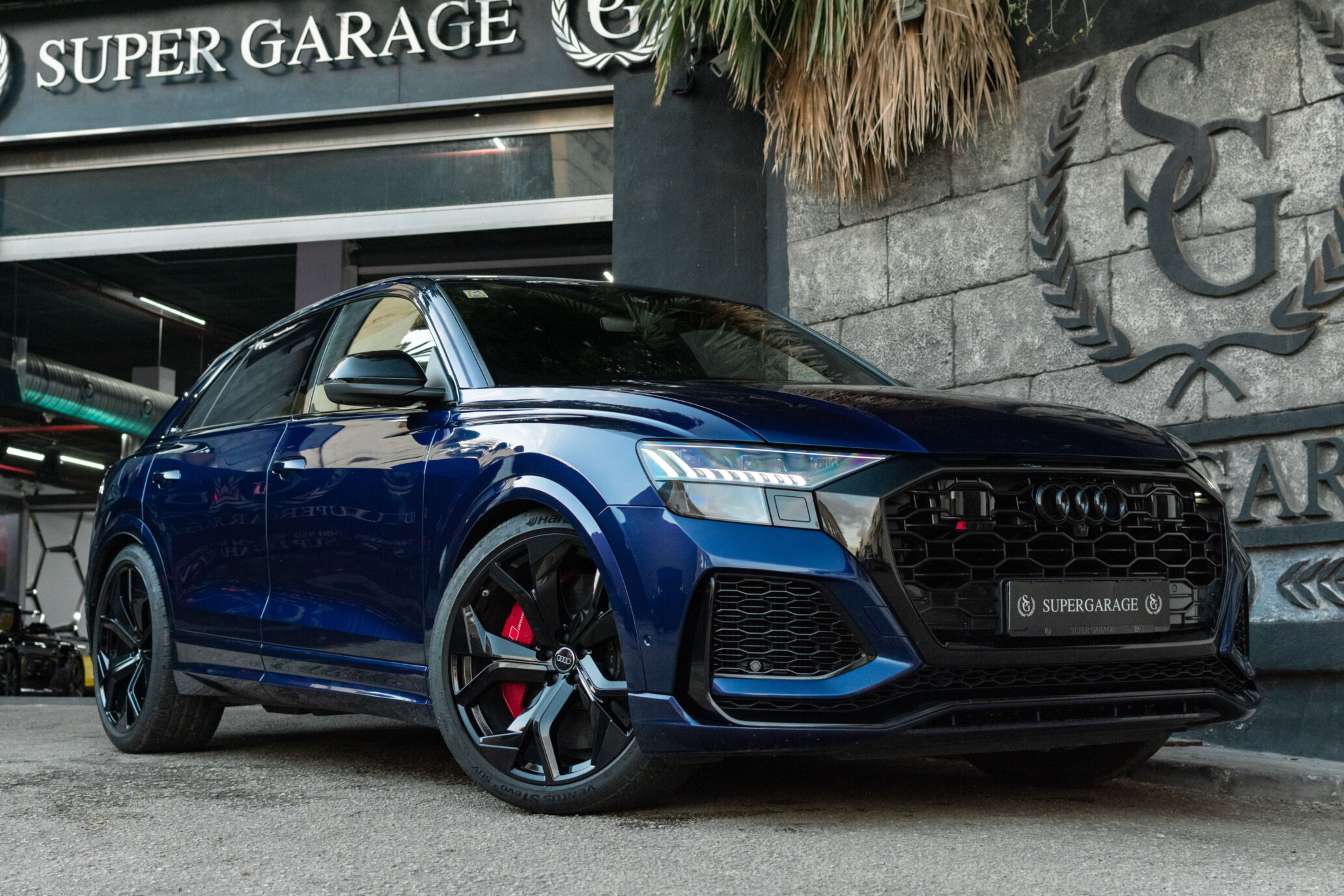 Audi RSQ8 – SuperGarage